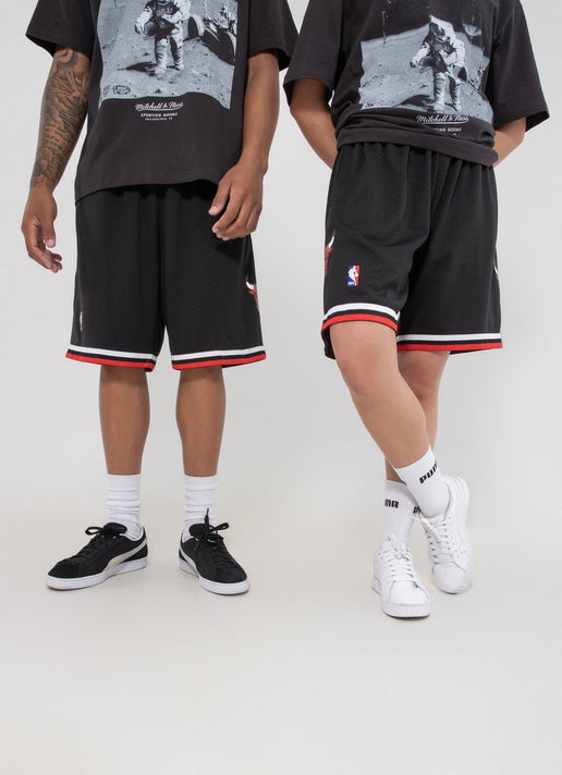 Mitchell & Ness Nba Chicago Bulls 97-98 Swingman Short in Black | Red Rat